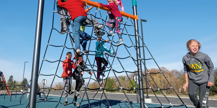 FitCore™ Extreme A-Frame Cargo Net (5-12) Playground Climbing Net