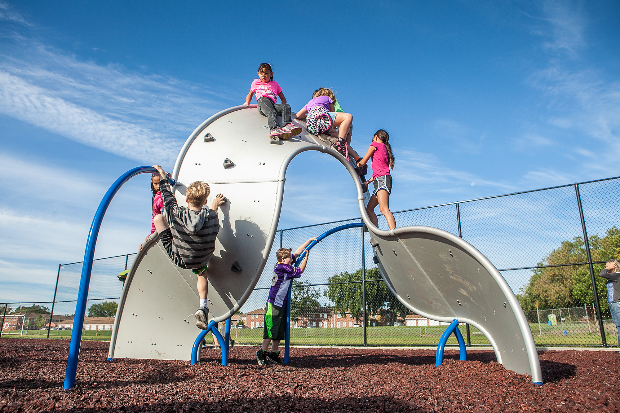 3-Panel Mobius Climber - Small Climbing Wall System for Younger ...
