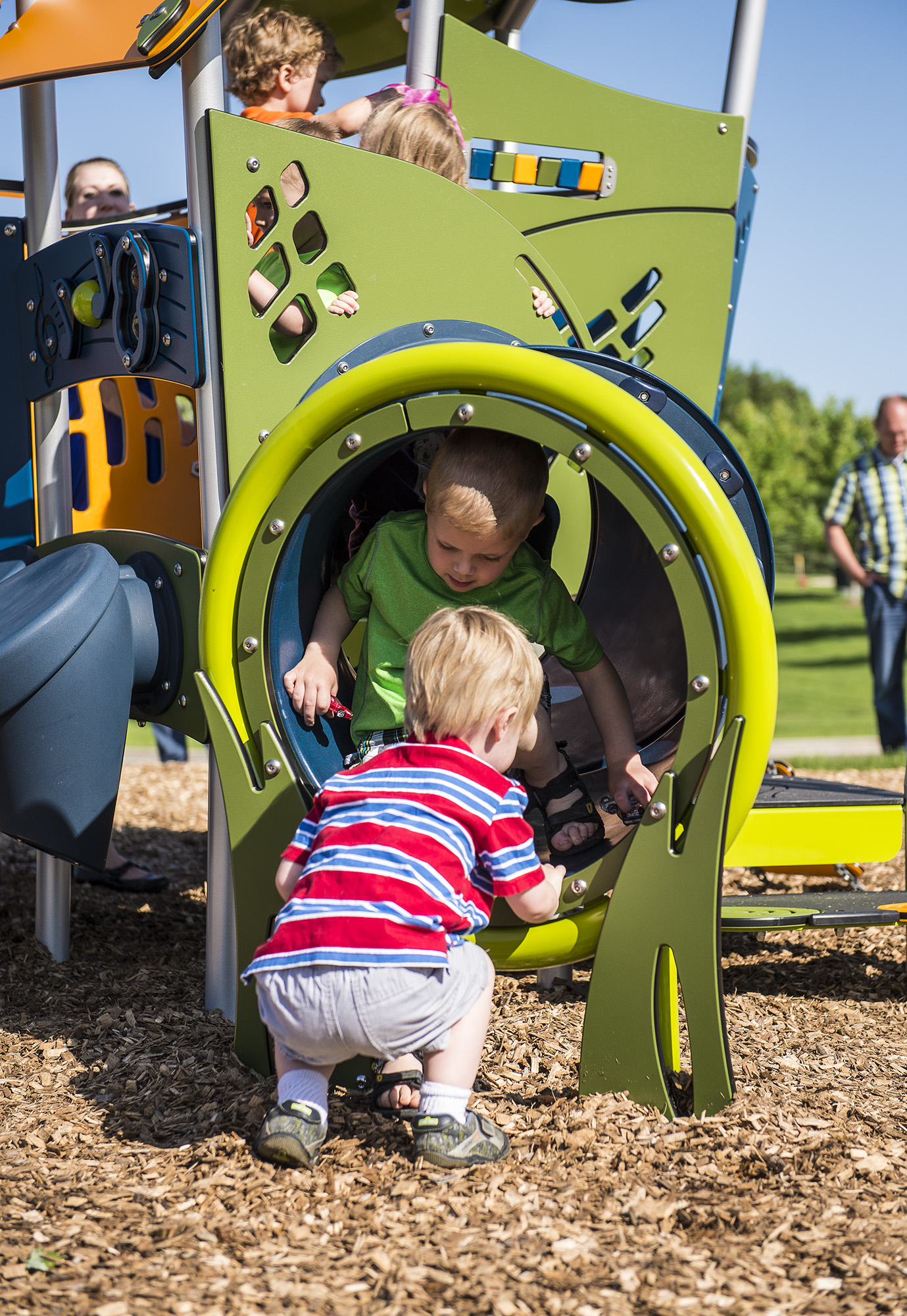 Motion - Compact Full of Interactive Play Events - Smart Play