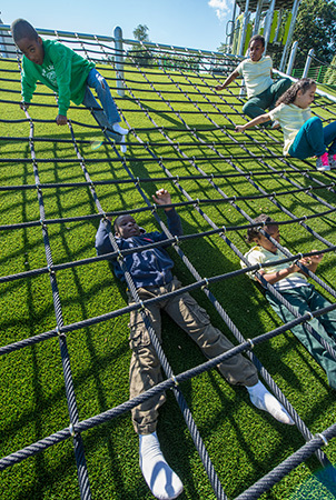 Fort Grebel - Futuristic Fort-Themed Playground