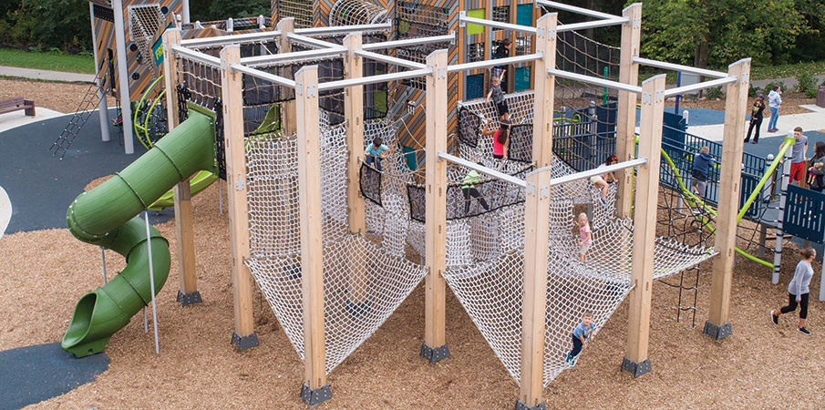 French Regional Park - Wood-and Cargo-Net Design