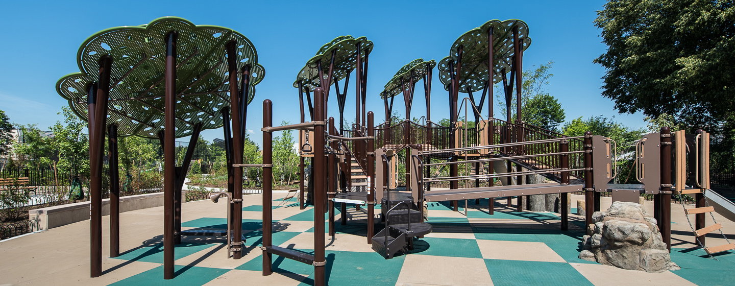 Gravesend Park - Themed, Nature-Inspired Playground