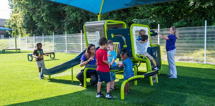 Smart Start Childcare Center - Outdoor and indoor childcare playgrounds